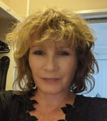 Review by: Lustig Rachel | April 26, 2022